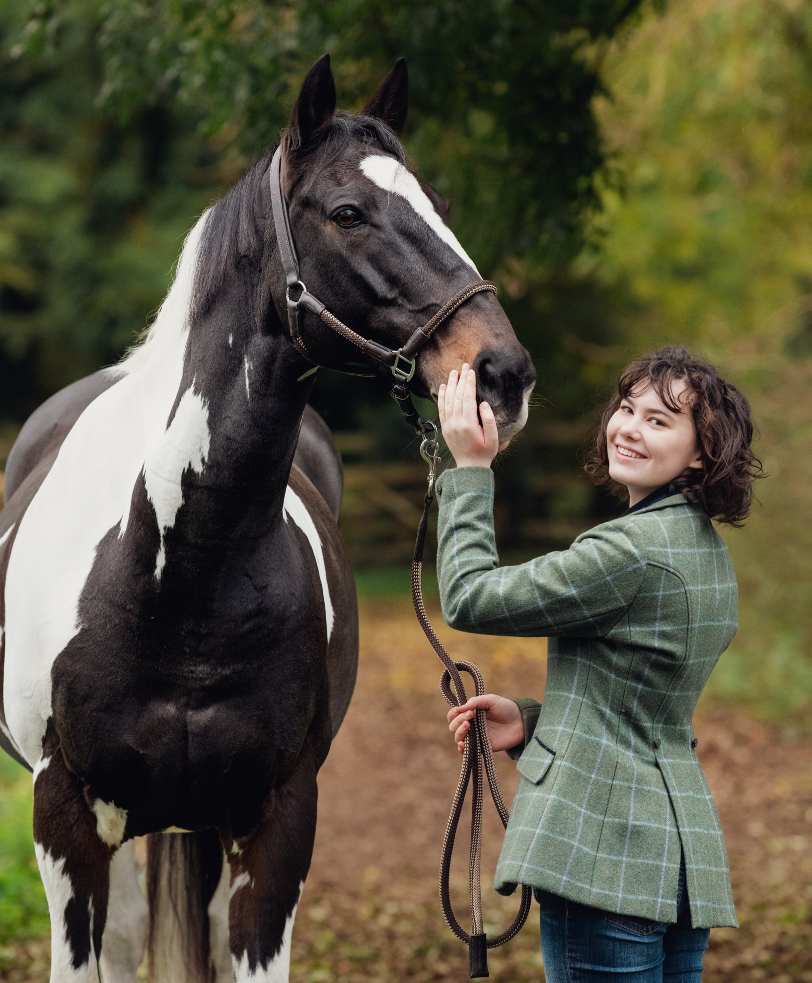 Ollie and his 6 models - Hannah Freeland Photography